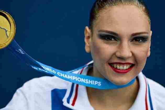 ARTISTIC SWIMMING Preview: Superstar Kolesnichenko to headline World ...