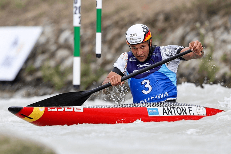 CANOE-KAYAK: World Champion Anton masters difficult Slalom World Cup ...
