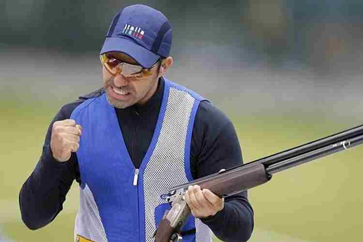 SHOOTING: Skinner wins, Hancock loses to world record in ISSF Shotgun ...