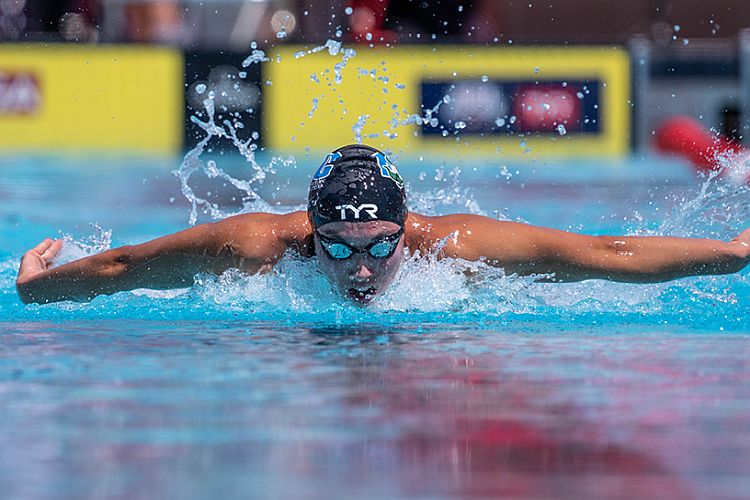 SWIMMING: Olympic stars Finke and Huske honored as U.S. swimmers of the ...